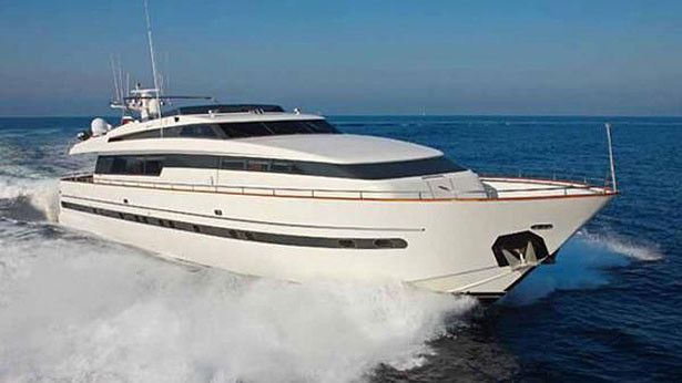 Further price drop on Sanlorenzo luxury yacht Visotta